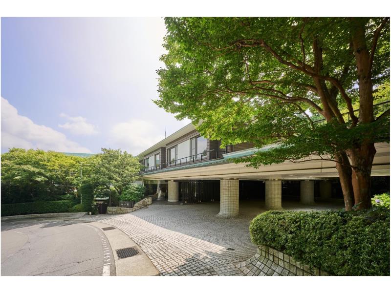 Laforet Hakone Gora Yu no Sumika - Japan Torii