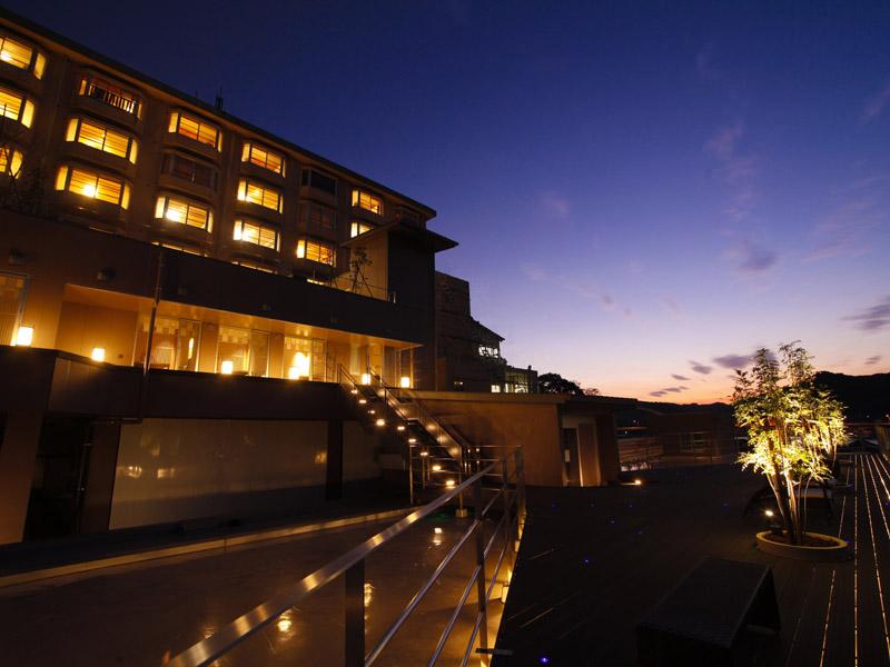 Yuuki no Sato - Japan Torii